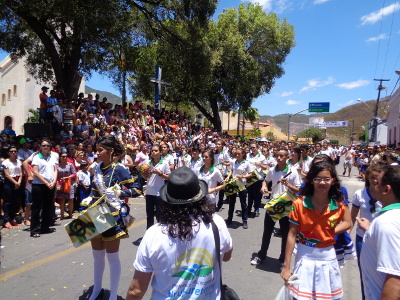 DESFILE CÍVICO - 07 DE SETEMBRO EEEP MARIA AUDAY VASCONCELOS NERY ...